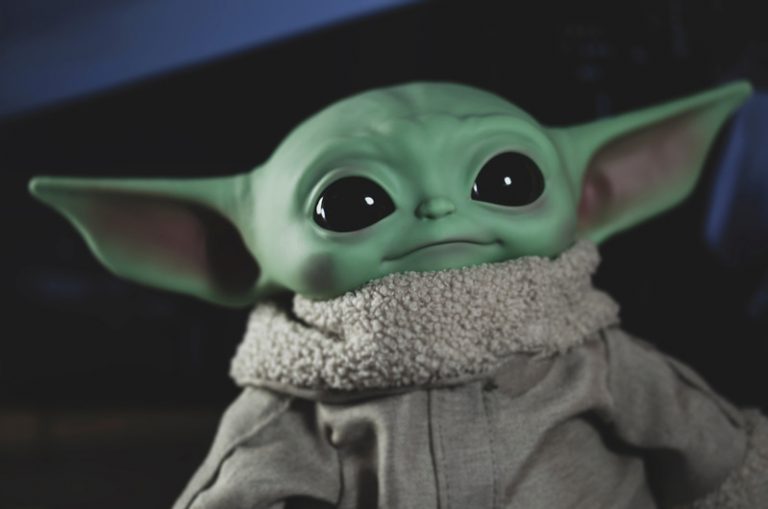 What is Baby Yoda Skin/Eye Color? - May 4 Be With You