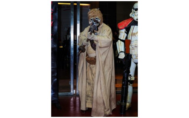 What Do The Tusken Raiders (Sand People) Actually Look Like? - May 4 Be ...