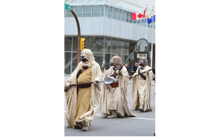 What Do The Tusken Raiders (Sand People) Actually Look Like? - May 4 Be ...