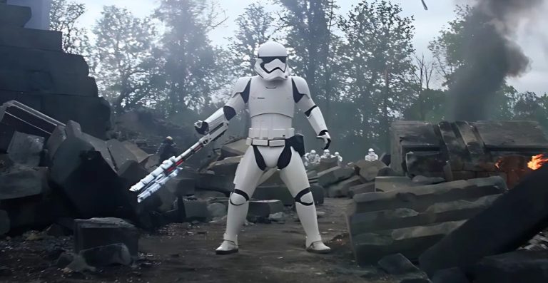 Why Didn’t Fin’s Lightsaber Cut Through FN-2199’s Z6 Riot Control Baton ...