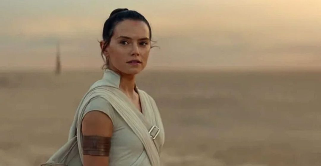 Daisy Ridley Loved the Idea of Rey Being ‘No One’ and Confirmed That ...